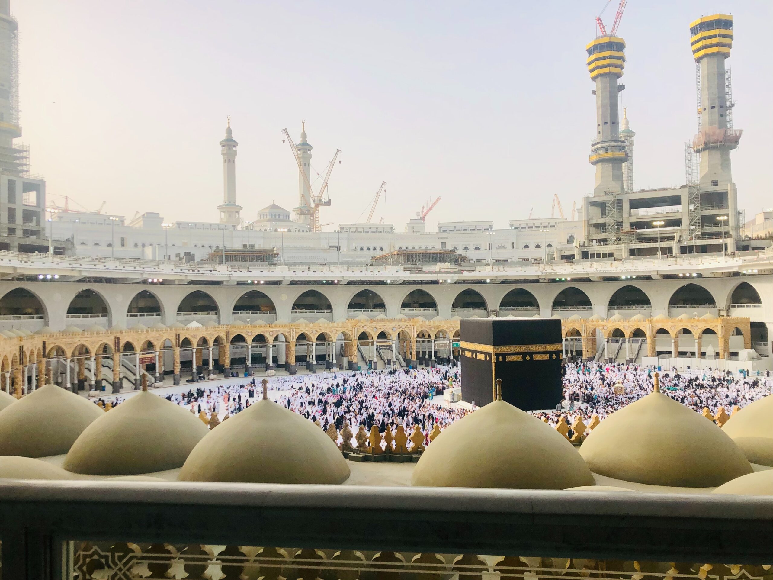 Cheapest Umrah Package from Dubai by Bus By Dubaies